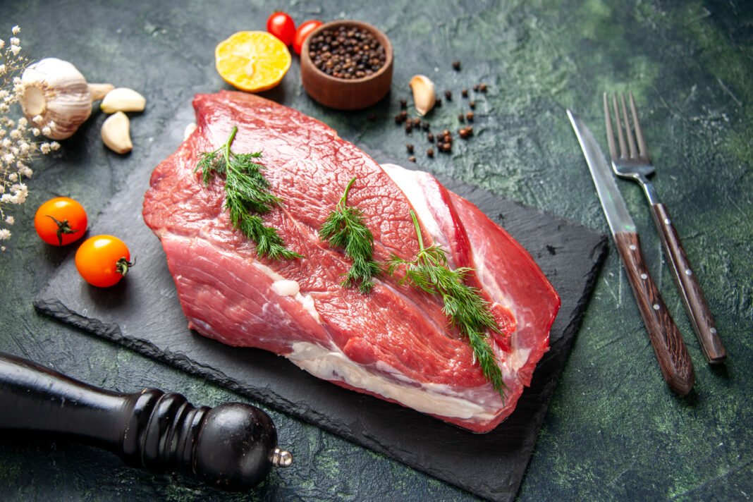 Lean meats: Health benefits and dangers